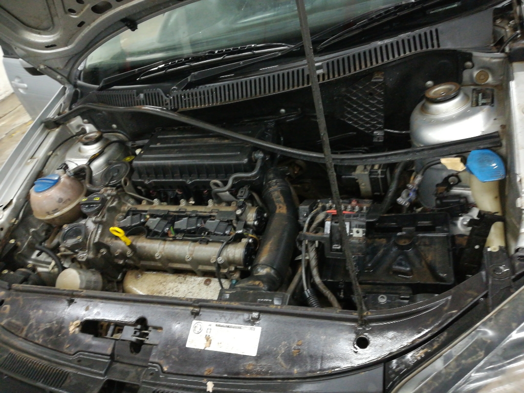 Auction Nation - VOLKSWAGEN VW 240-POLO VIVO (water damage)