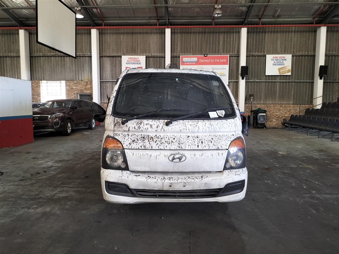 Auction Nation - HYUNDAI H100 2.6D A/C F/C D/S