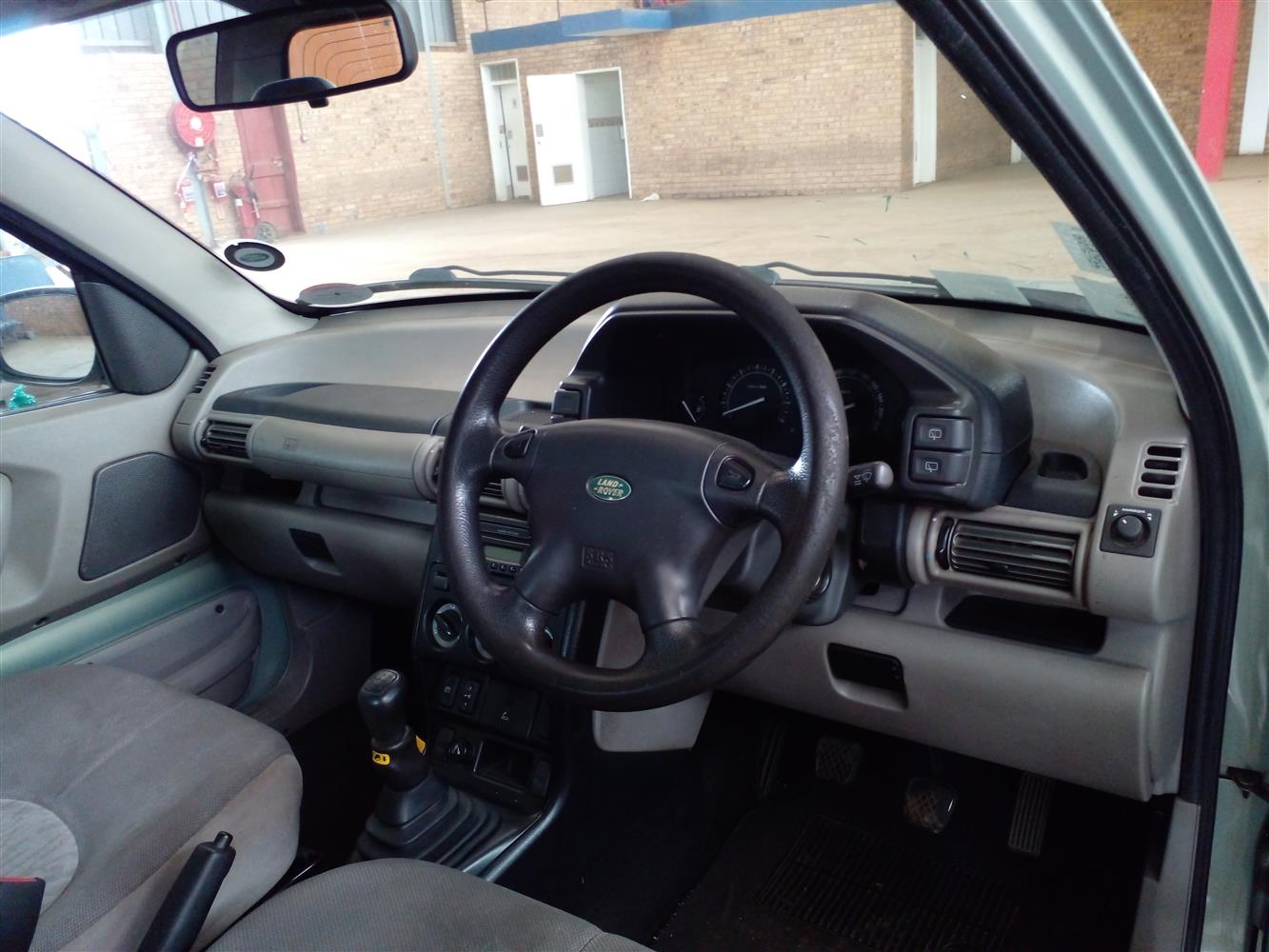 Auction Nation - LAND ROVER FREELANDER 1.8 3D (1998)