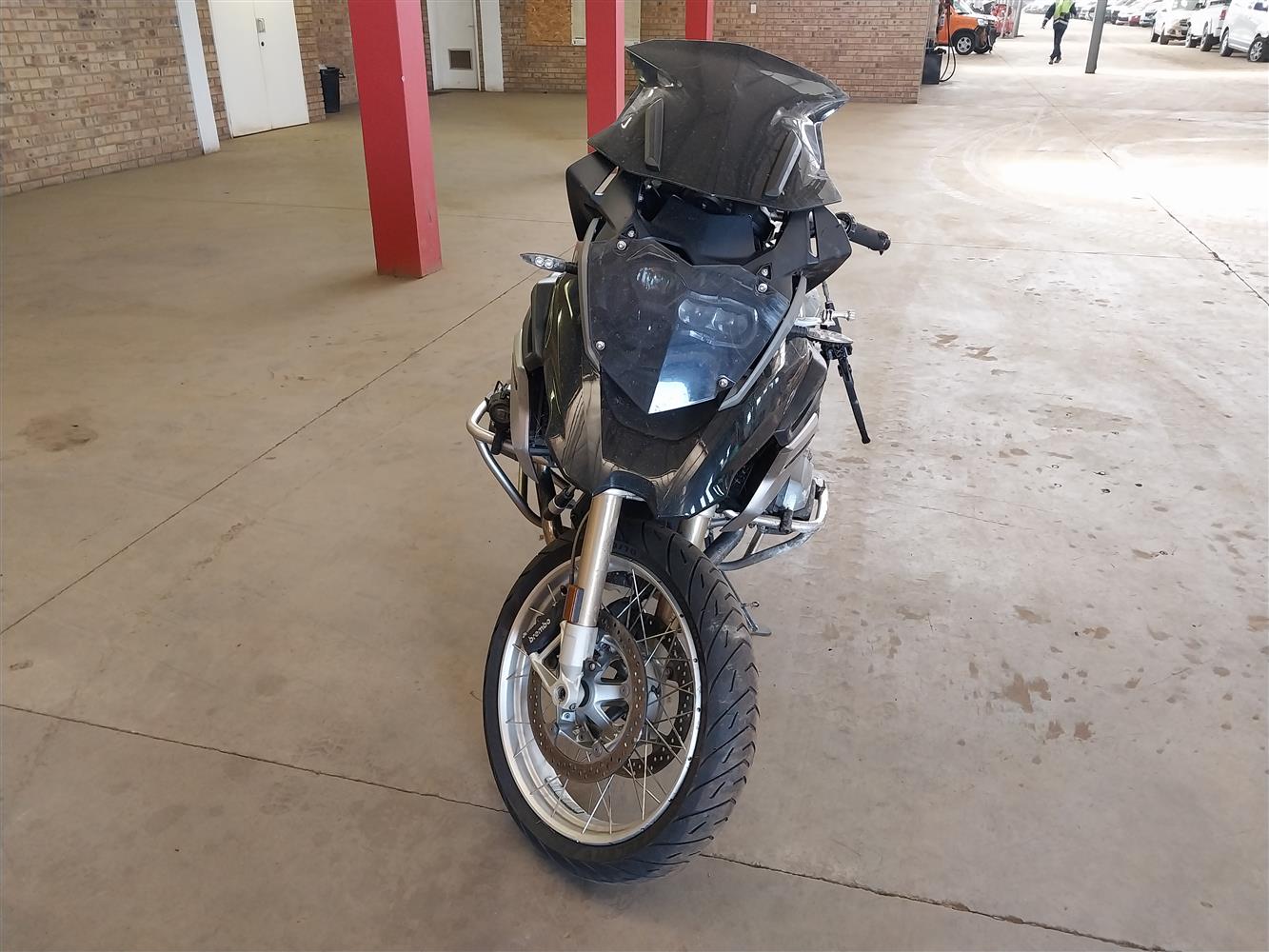 Auction Nation - BMW R1200GS