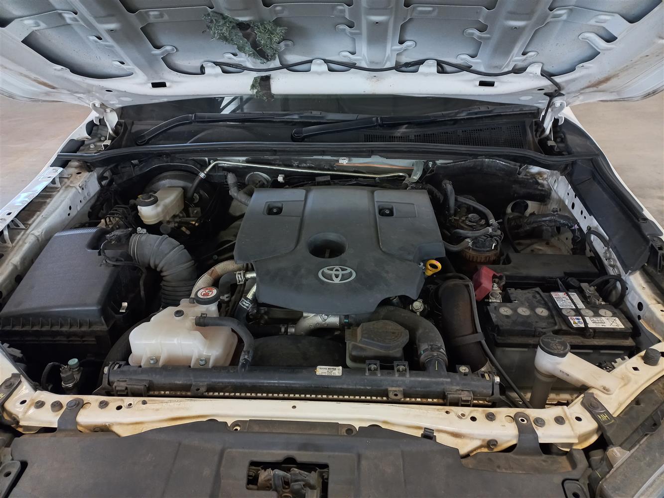 Auction Nation - TOYOTA HILUX LEGEND 2.8 GD6