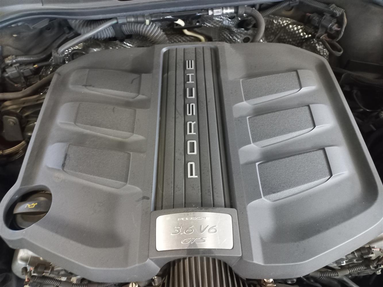 Auction Nation - PORSCHE CAYENNE GTS TIP (E2 GEN II)