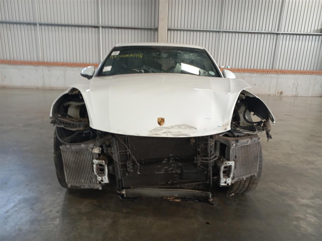 Auction Nation - PORSCHE CAYENNE GTS TIP (E2 GEN II)