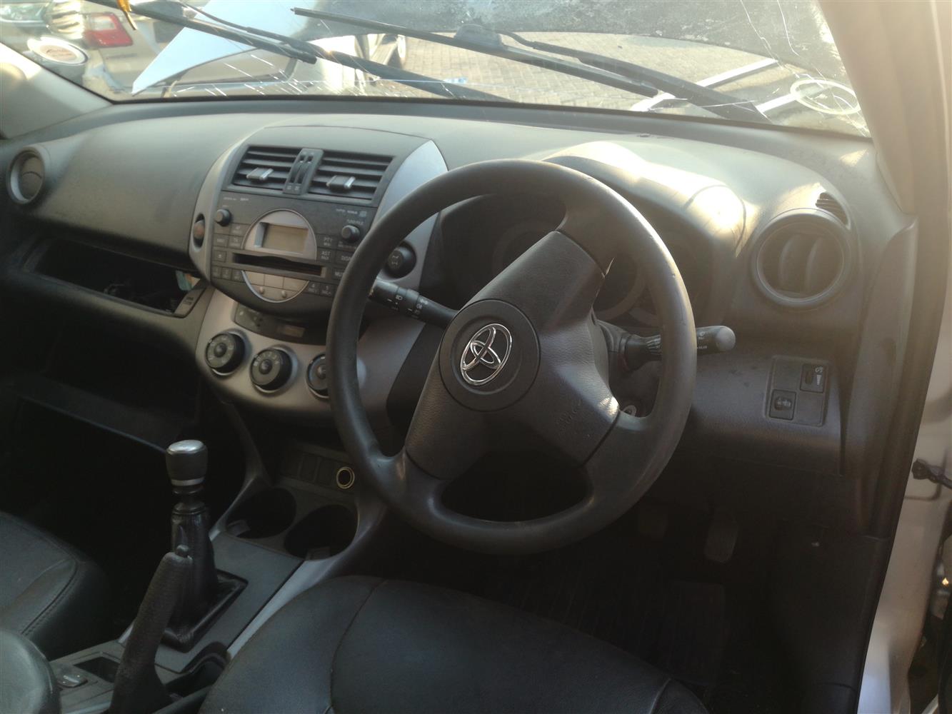 Auction Nation - TOYOTA RAV4 2.2D-4D GX