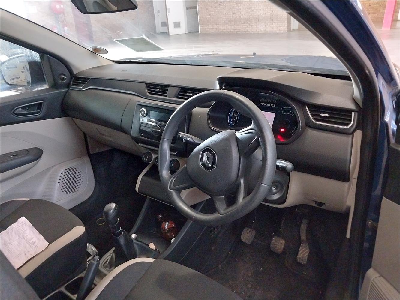 Auction Nation - RENAULT TRIBER 1.0 EXPRESSION / LIFE