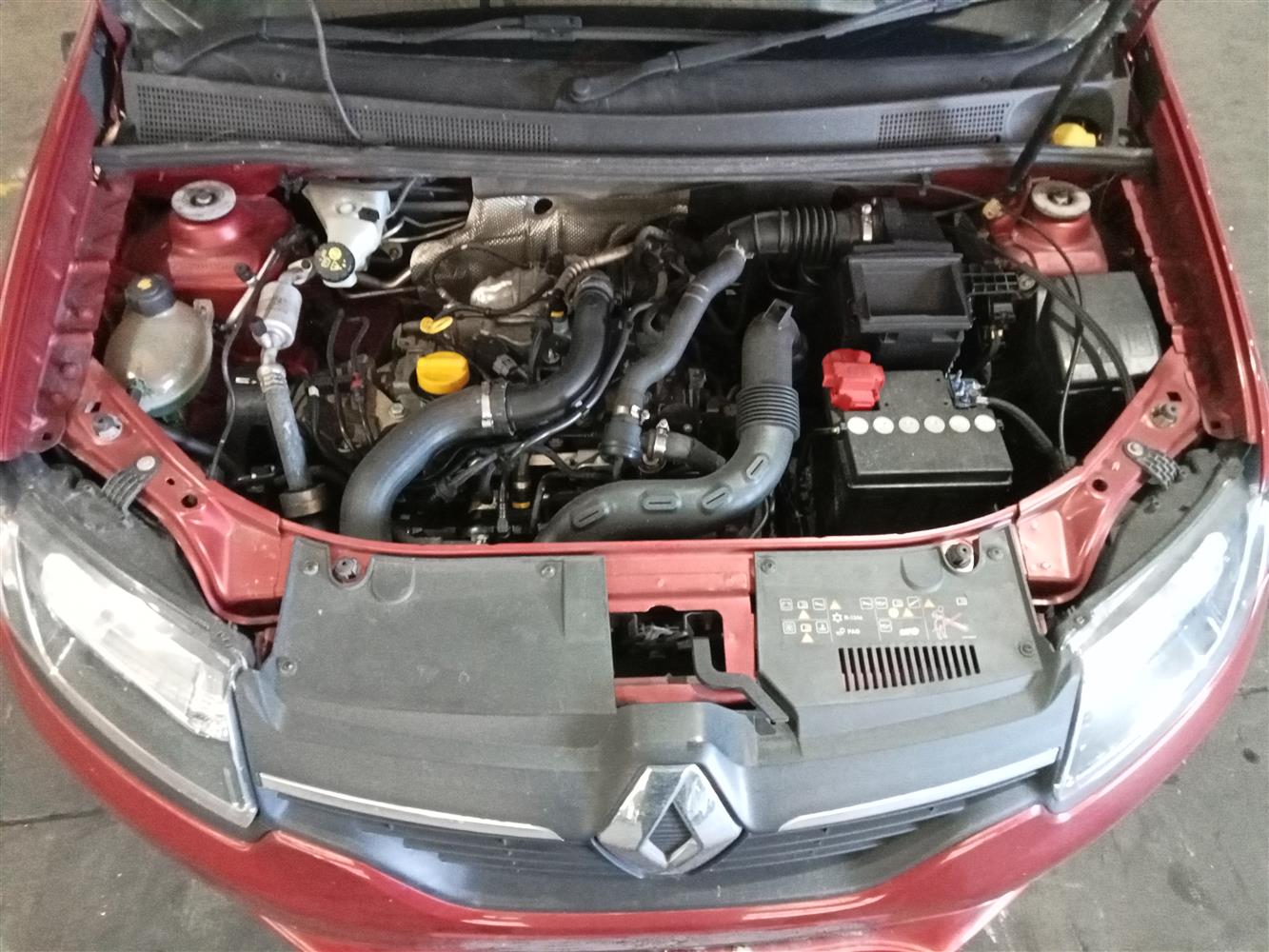 Auction Nation - RENAULT SANDERO 900 T DYNAMIQUE