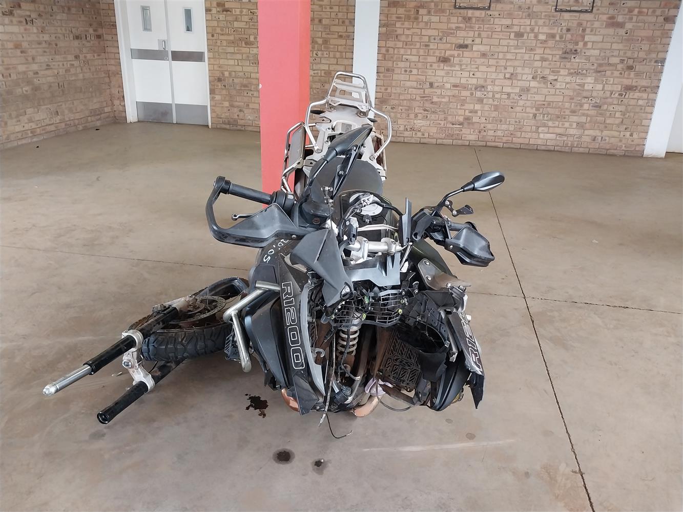 Auction Nation - BMW R 1200 GS ADV (K51 FULL SPEC)