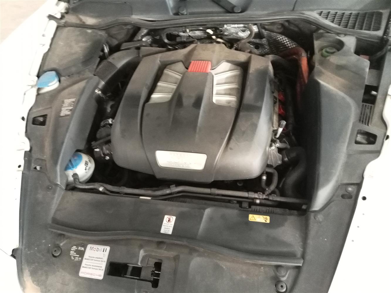 Auction Nation - PORSCHE CAYENNE S HYBRID TIP (E2)