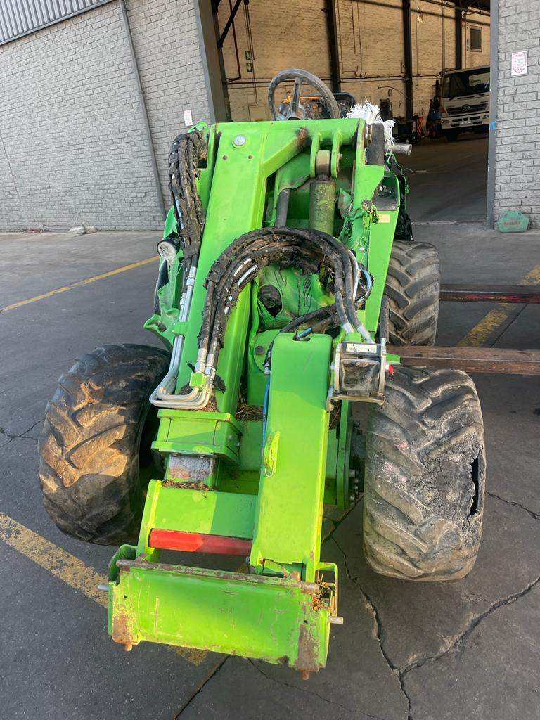 Auction Nation - AVANT 745 BACKHOE LOADER – 2107