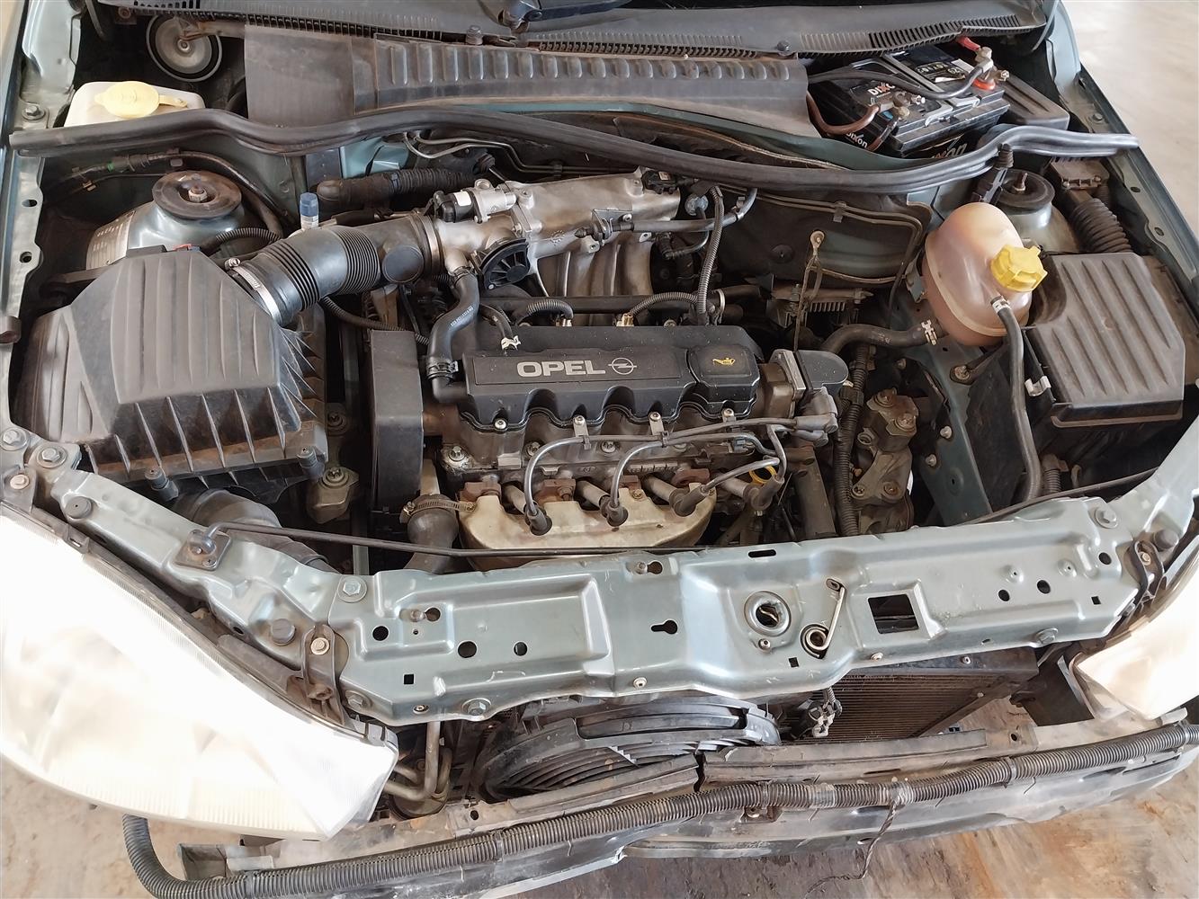 Auction Nation - OPEL CORSA UTILITY 1.4i CLUB P/U S/C