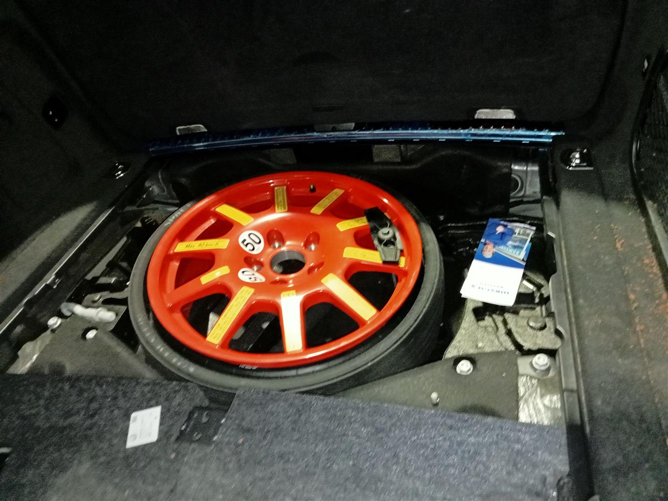 Auction Nation - PORSCHE CAYENNE GTS TIP (E2 GEN II)