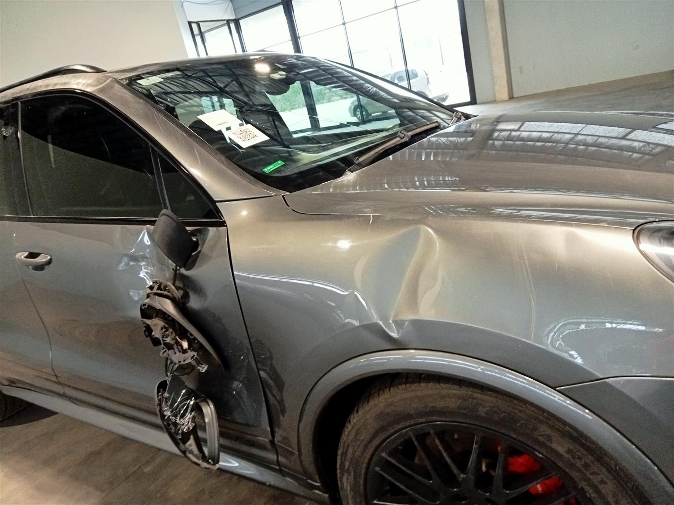 Auction Nation - PORSCHE CAYENNE GTS TIP (E2 GEN II)