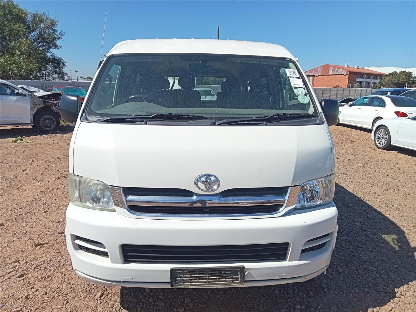 Auction Nation - TOYOTA QUANTUM 2.5 D-4D 10 SEAT