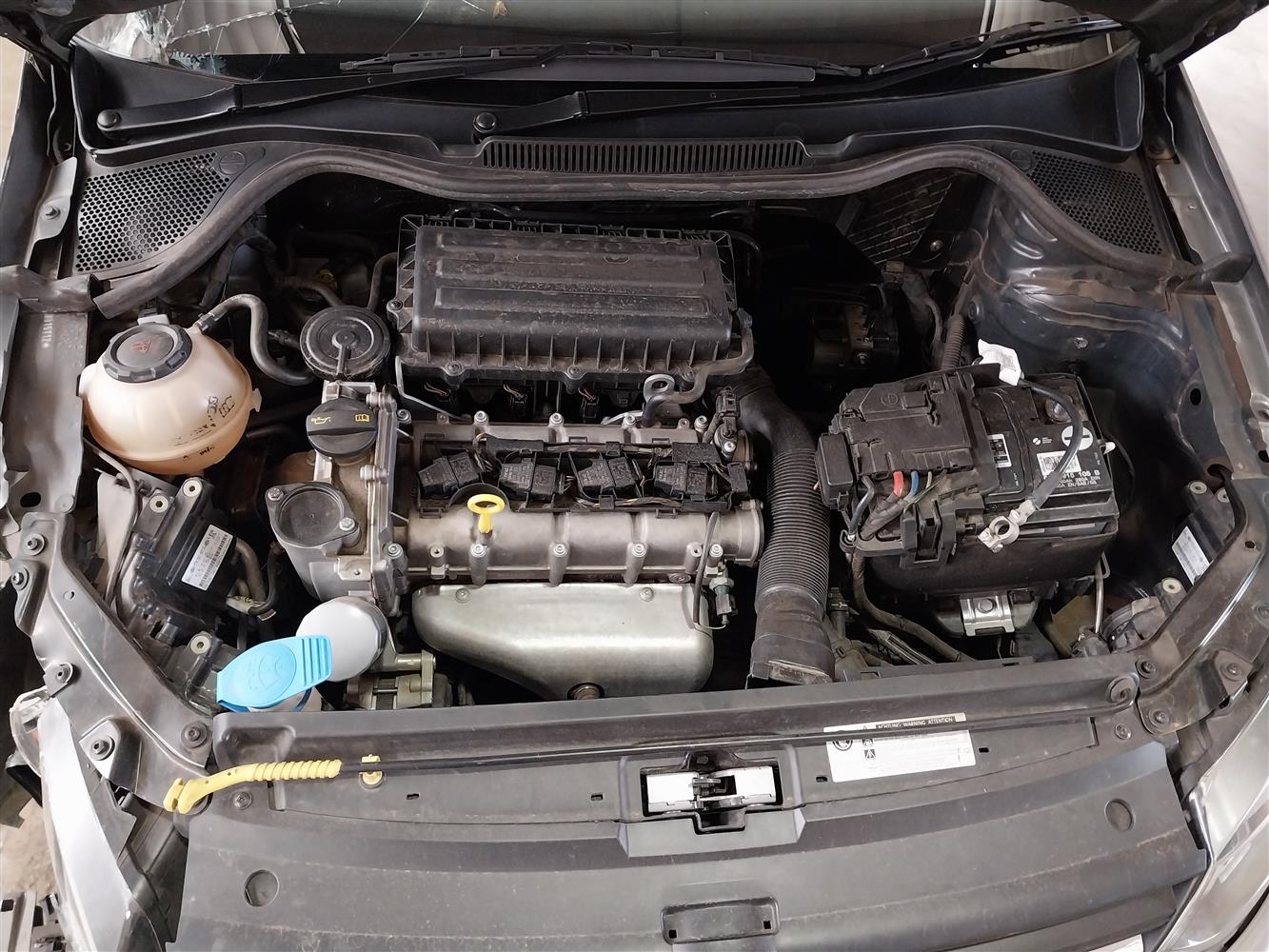 Auction Nation - VOLKSWAGEN POLO VIVO 1.6 COMFORTLINE TIP (5DR)