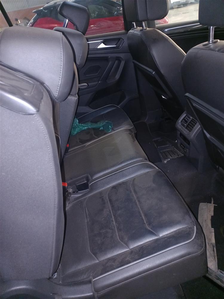 Auction Nation - VOLKSWAGEN VW 326 - TIGUAN