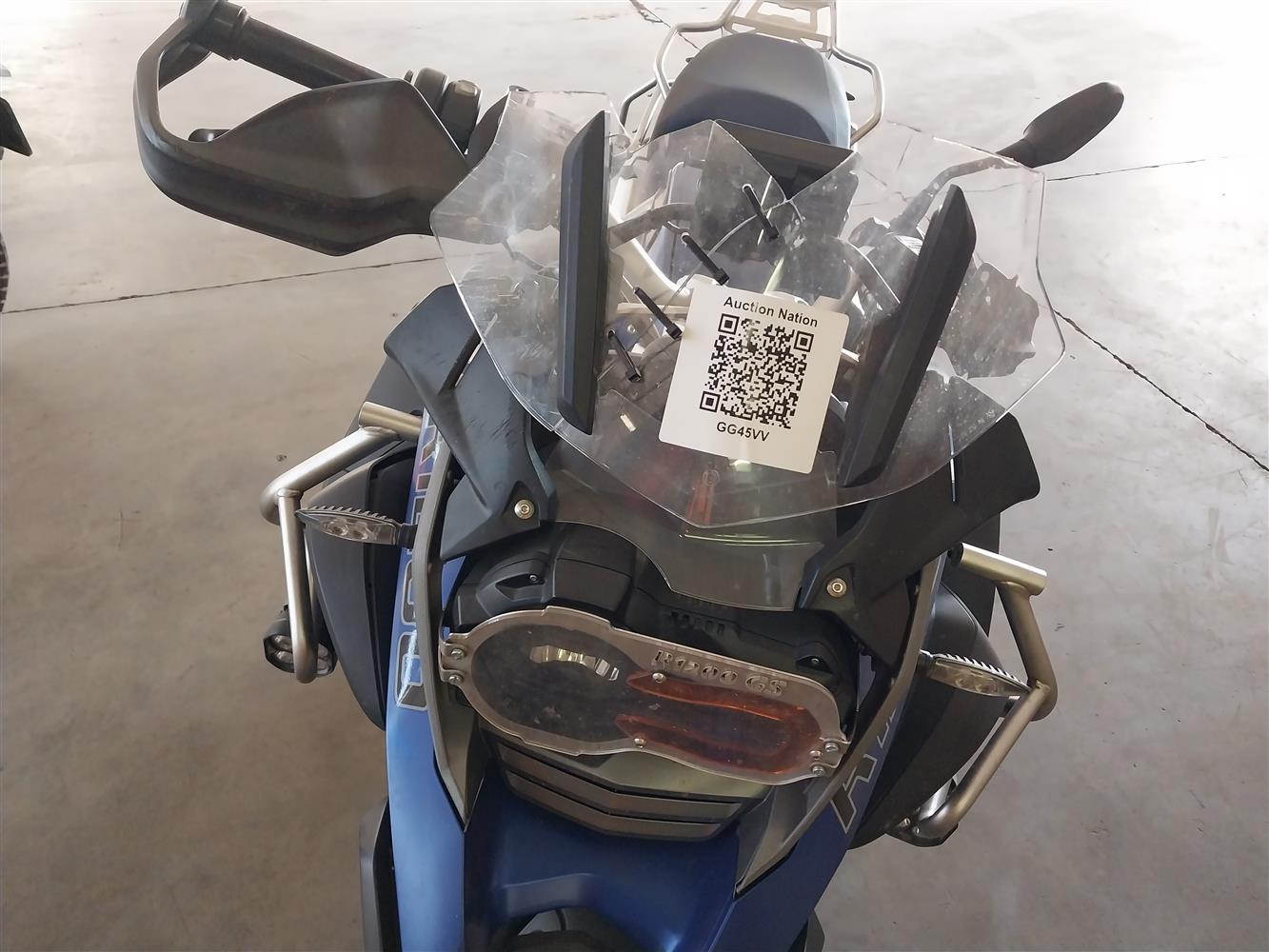 Auction Nation - BMW R12W