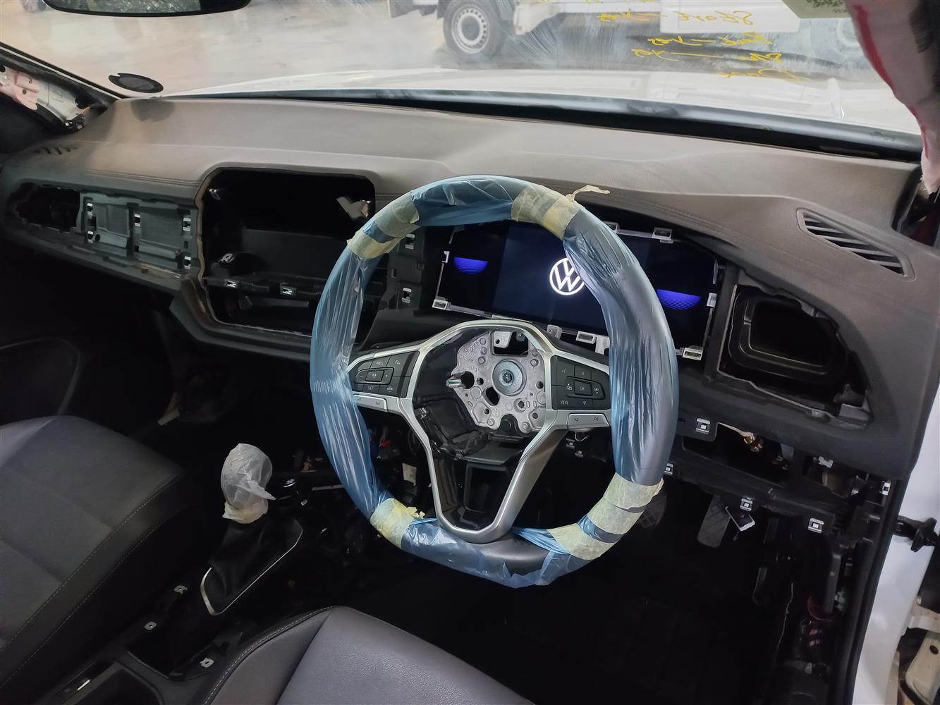 Auction Nation - VOLKSWAGEN VW 276 - T ROC