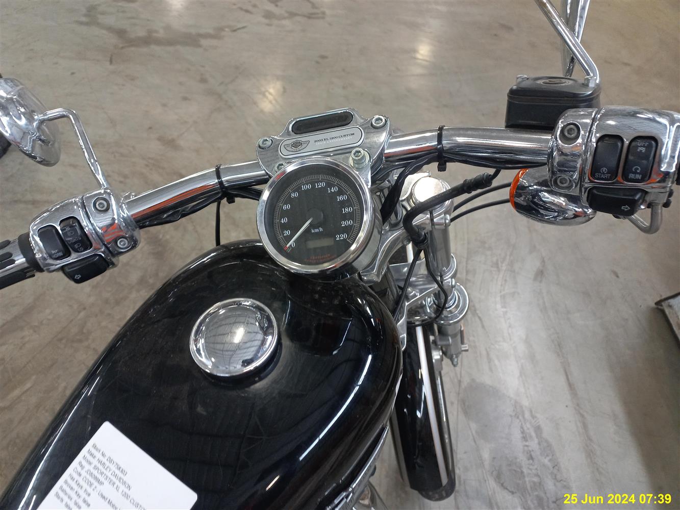 Auction Nation - HARLEY DAVIDSON SPORTSTER XL 1200 CUSTOM (2009)