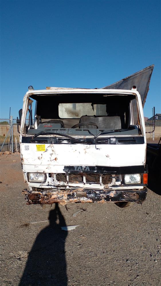 Auction Nation - TATA LPT 813 EX EURO 2