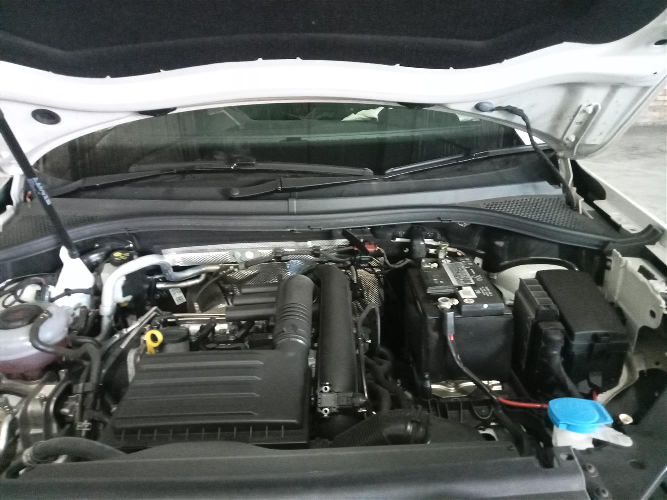 Auction Nation - VOLKSWAGEN VW 326 - TIGUAN