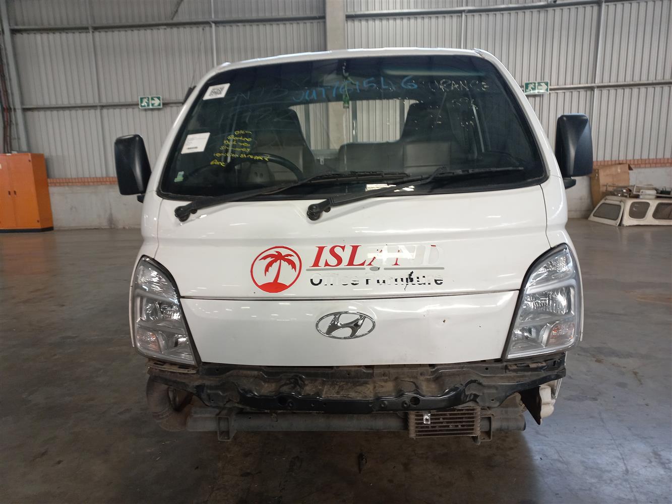 Auction Nation - HYUNDAI H100 2.6D A/C F/C C/C (INTRO 2018-08)