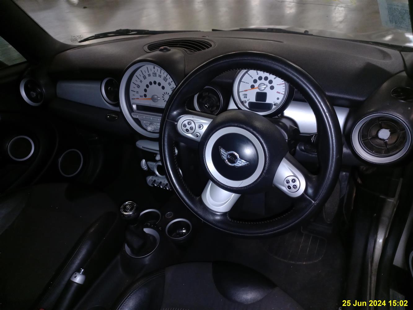 Auction Nation - MINI COOPER