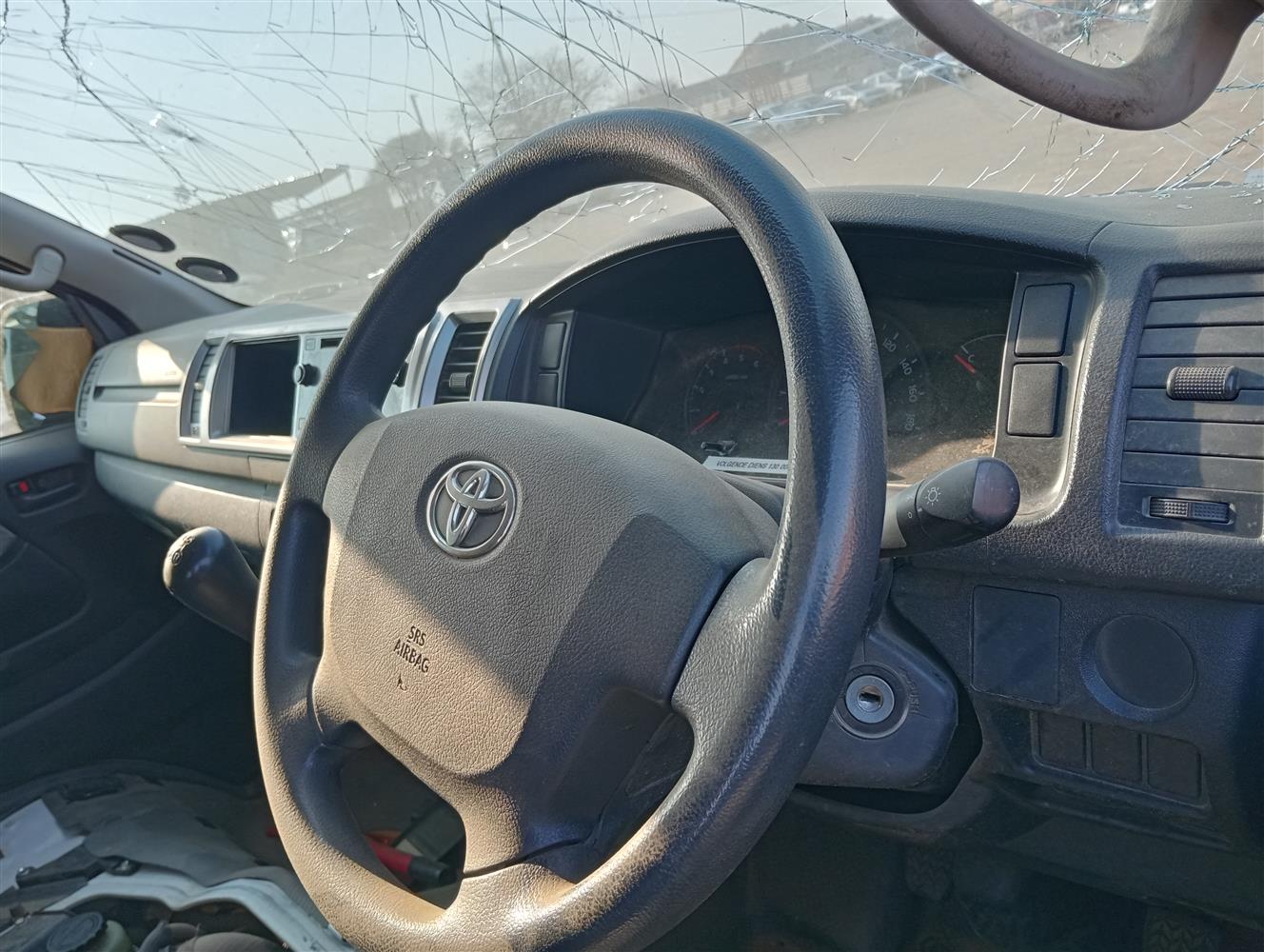 Auction Nation - TOYOTA QUANTUM