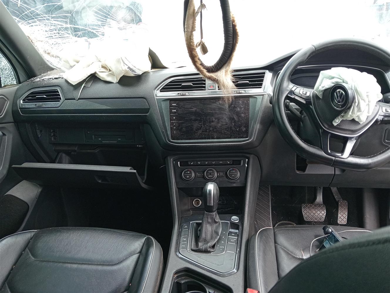 Auction Nation - VOLKSWAGEN VW 326 - TIGUAN