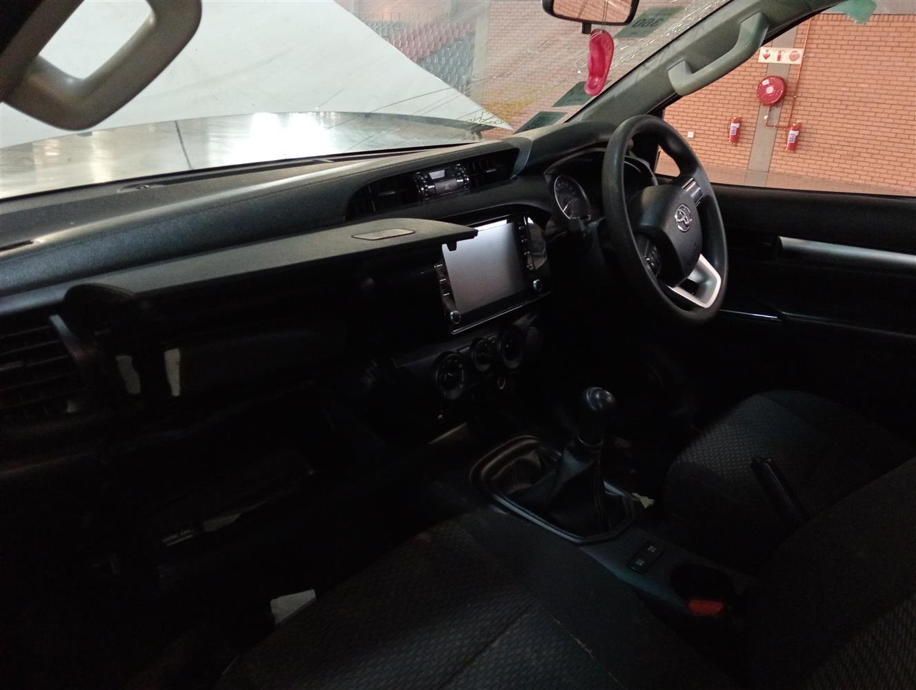 Auction Nation - TOYOTA HILUX 2.4 GD6