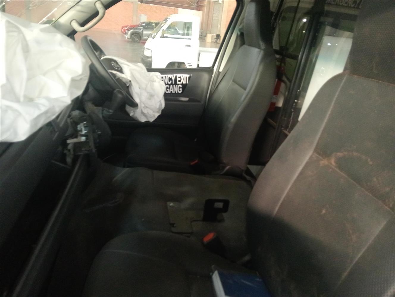 Auction Nation - TOYOTA QUANTUM