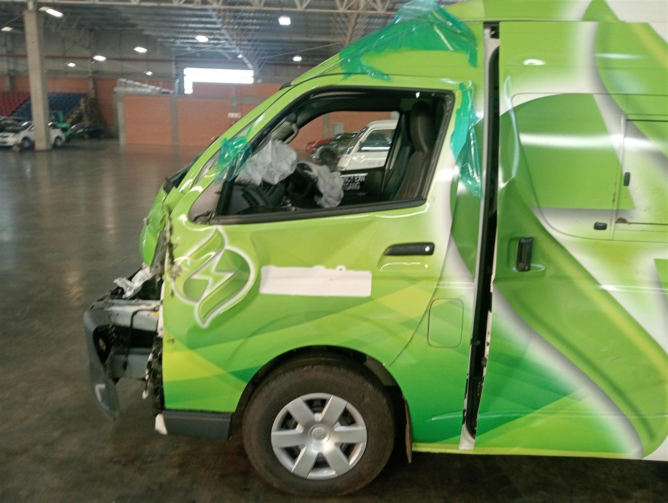 Auction Nation - TOYOTA QUANTUM