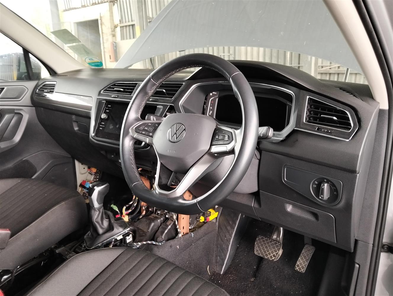 Auction Nation - VOLKSWAGEN VW 326 - TIGUAN
