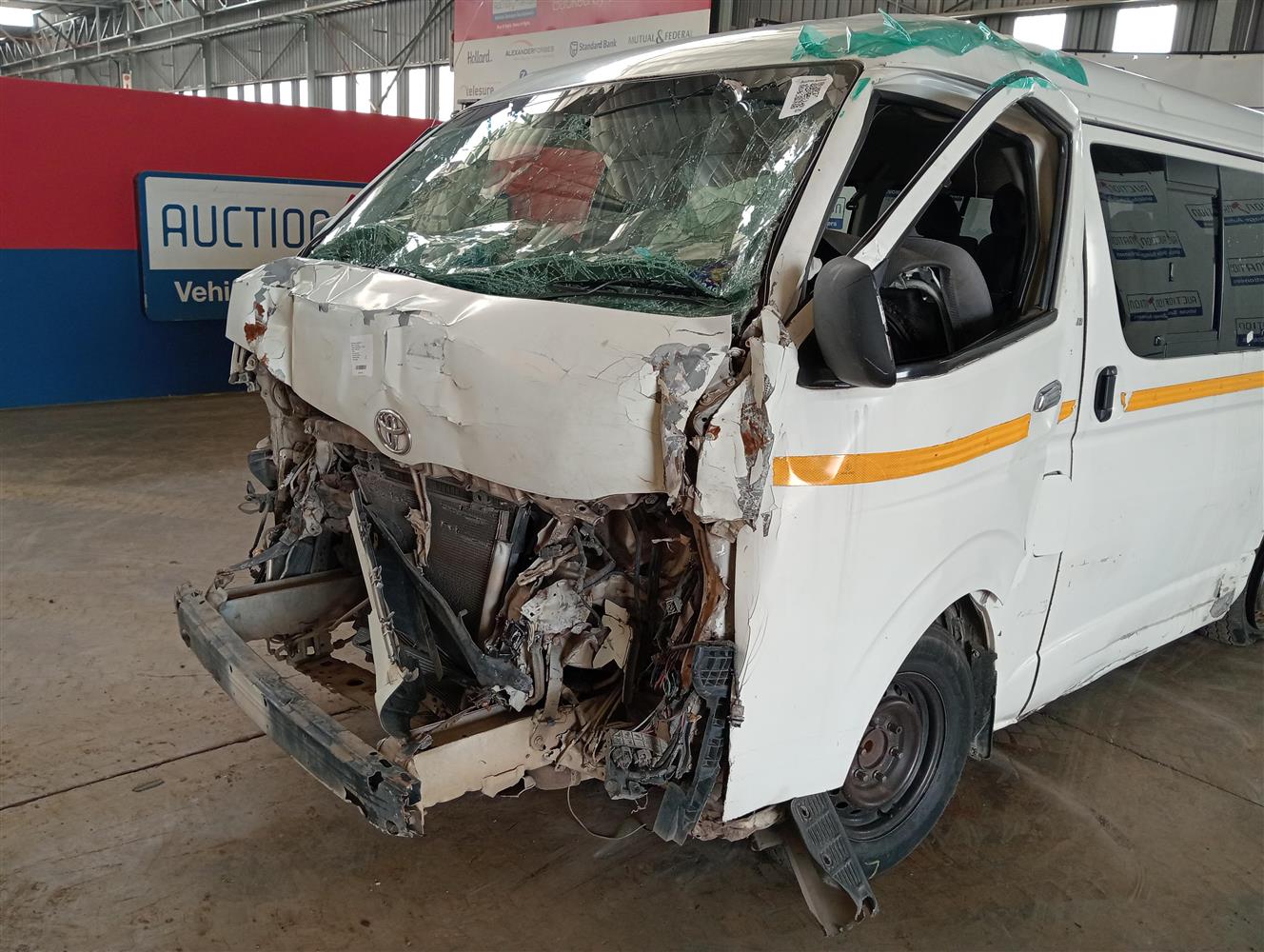 Auction Nation - TOYOTA QUANTUM