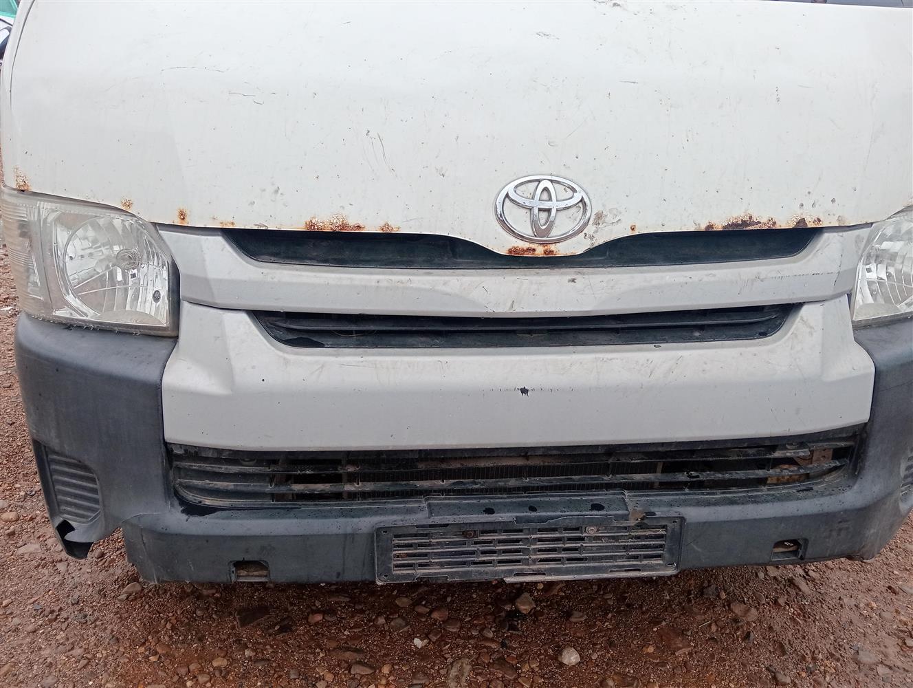 Auction Nation - TOYOTA QUANTUM