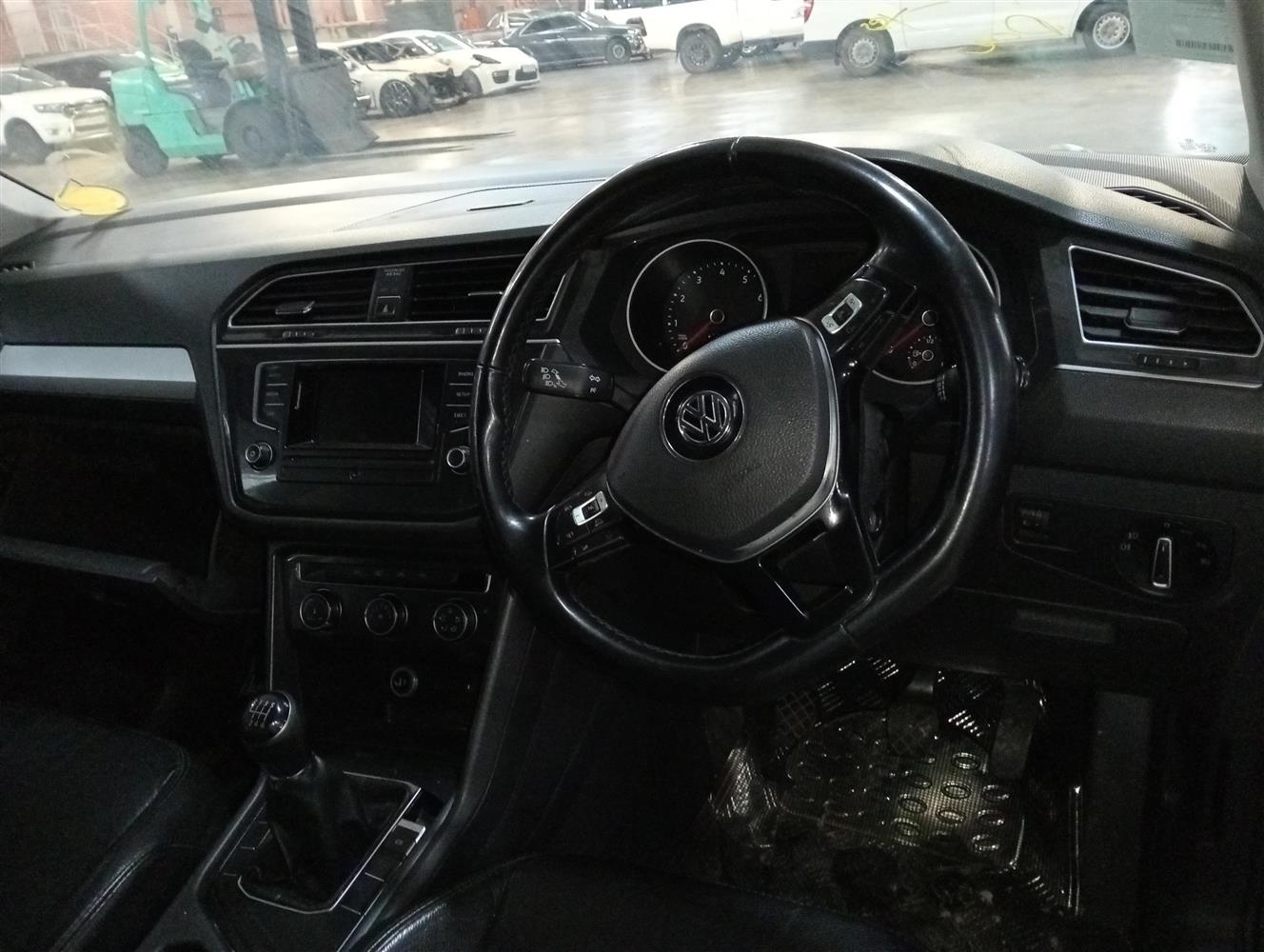 Auction Nation - VOLKSWAGEN VW 326 - TIGUAN