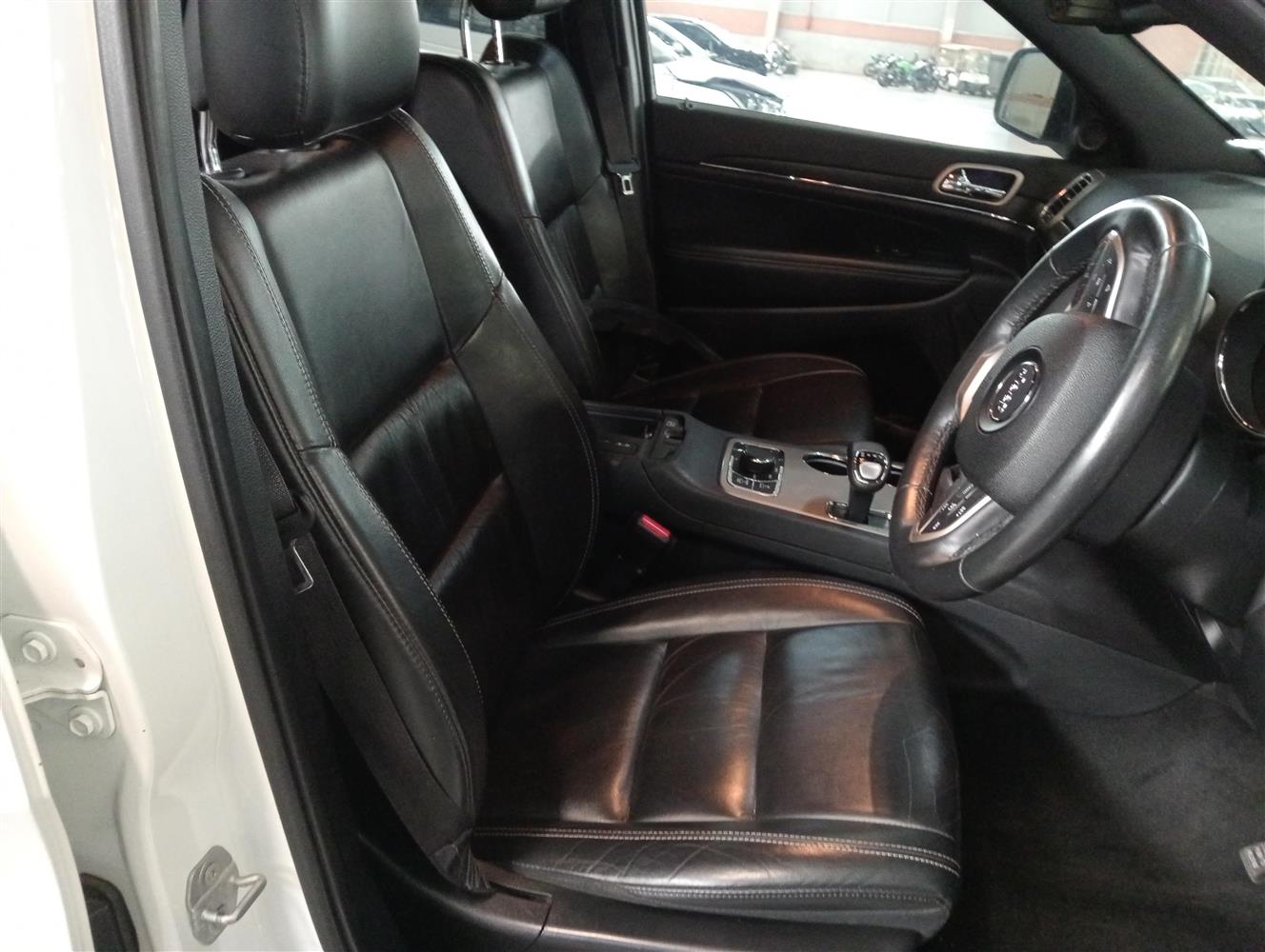 Auction Nation - JEEP GRAND CHEROKEE