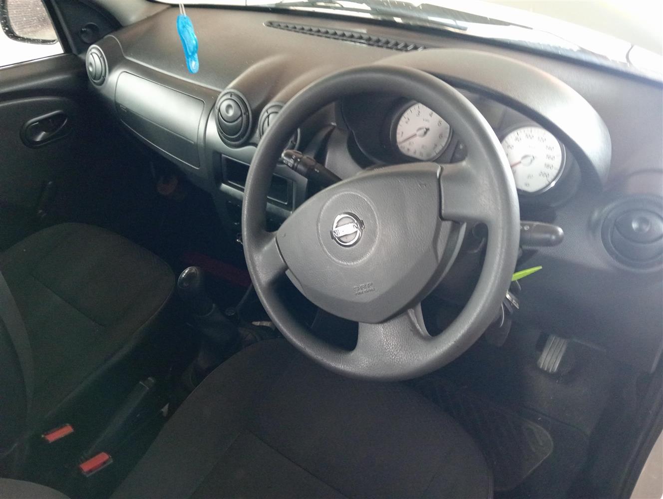 Auction Nation - NISSAN NP 200