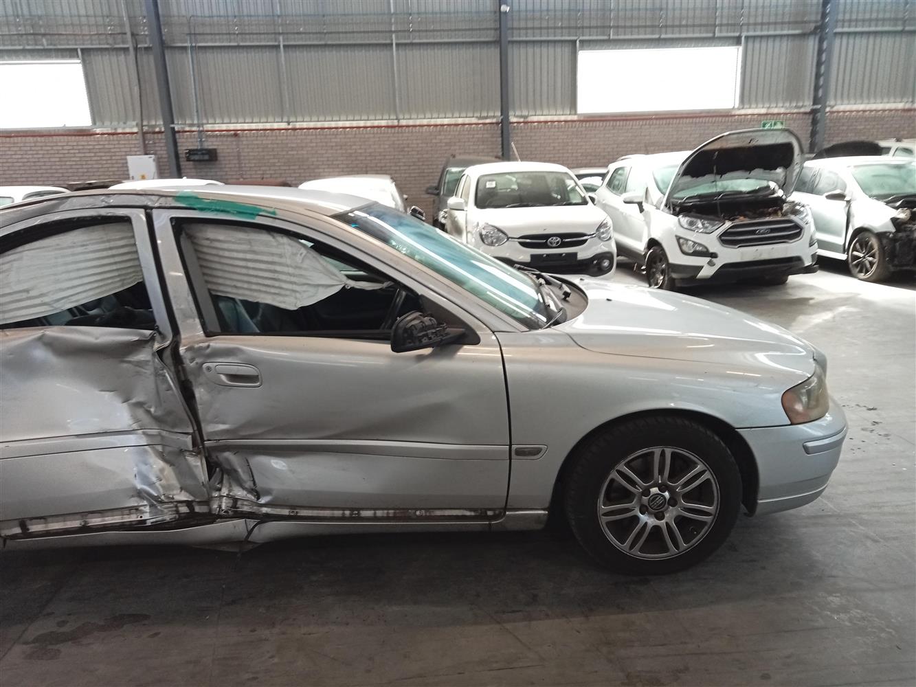 Auction Nation - VOLVO S60 2.0T (102004 32010)