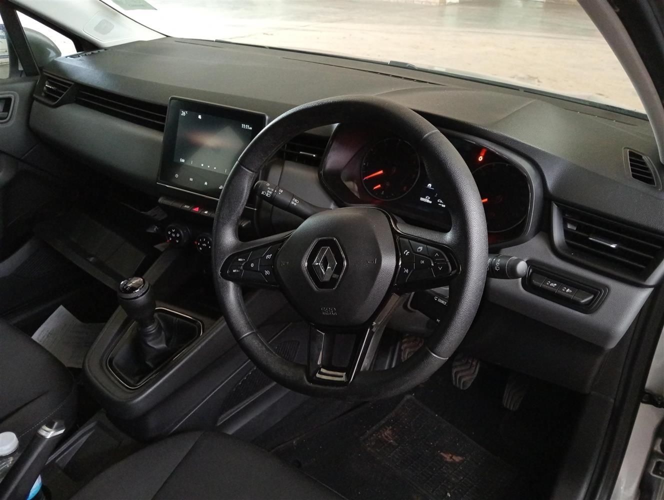Auction Nation - RENAULT RENAULT CLIO V