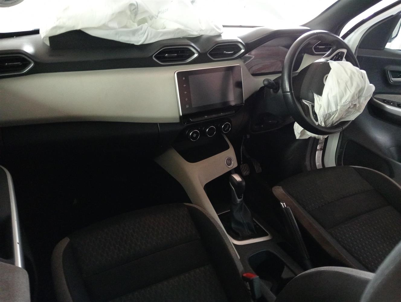 Auction Nation - NISSAN MAGNITE