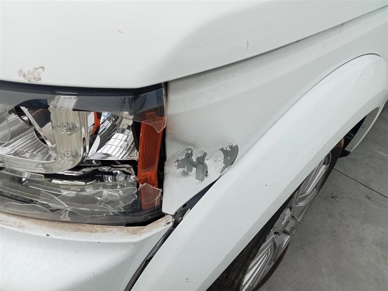 Auction Nation - LAND ROVER Discovery 4