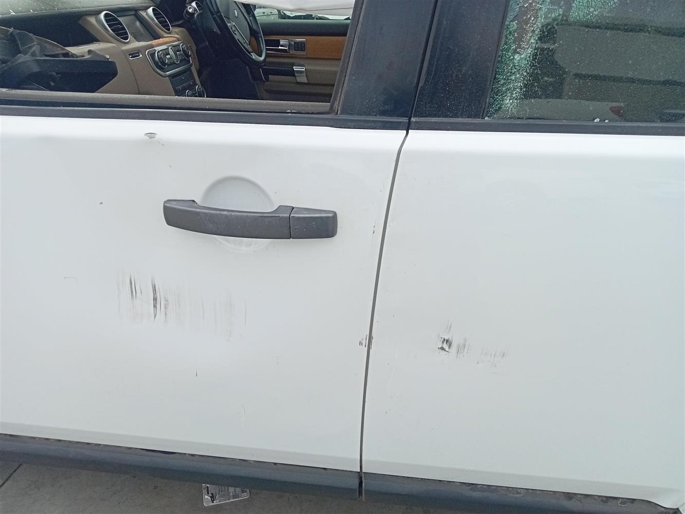 Auction Nation - LAND ROVER Discovery 4