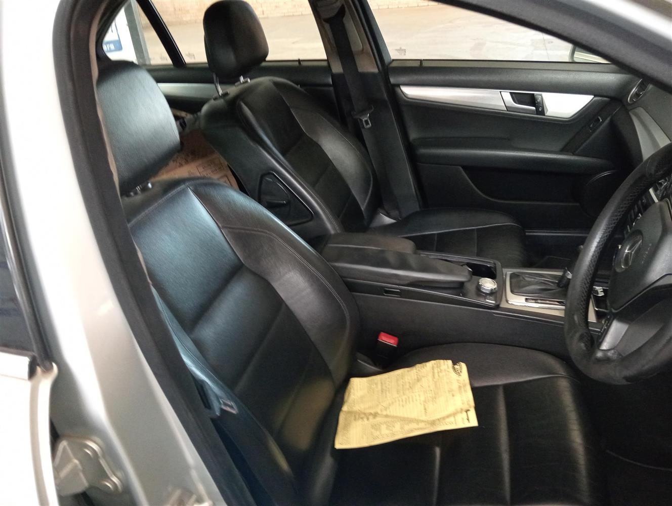Auction Nation - MERCEDES-BENZ W 204