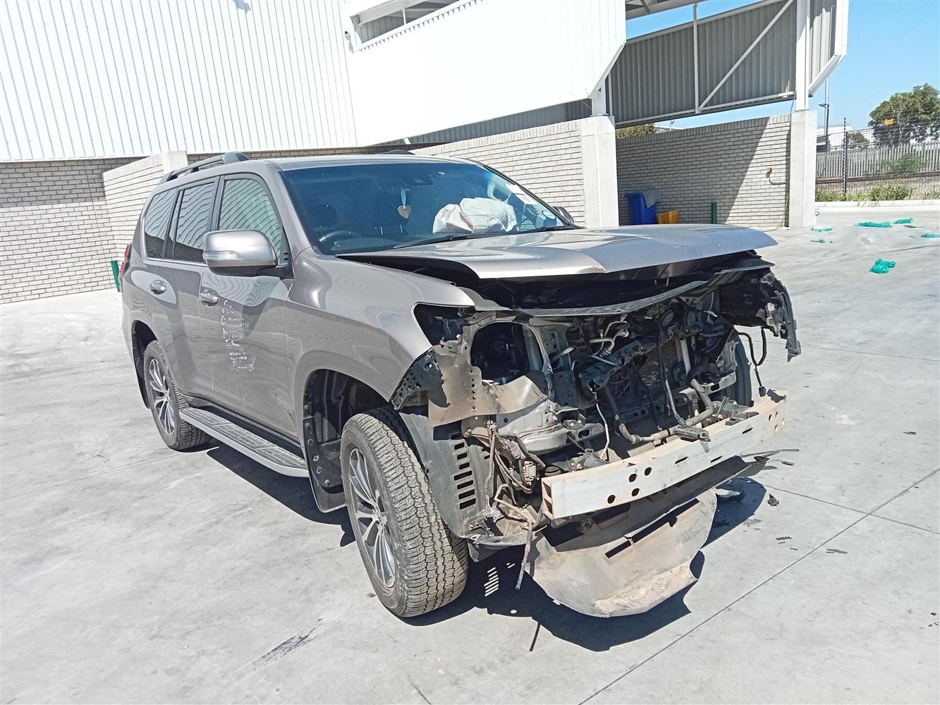 Auction Nation - TOYOTA LC PRADO