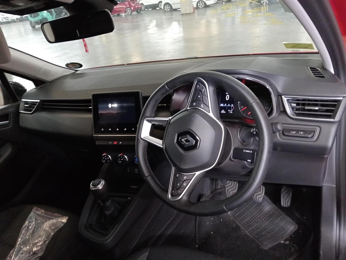 Auction Nation - RENAULT CLIO