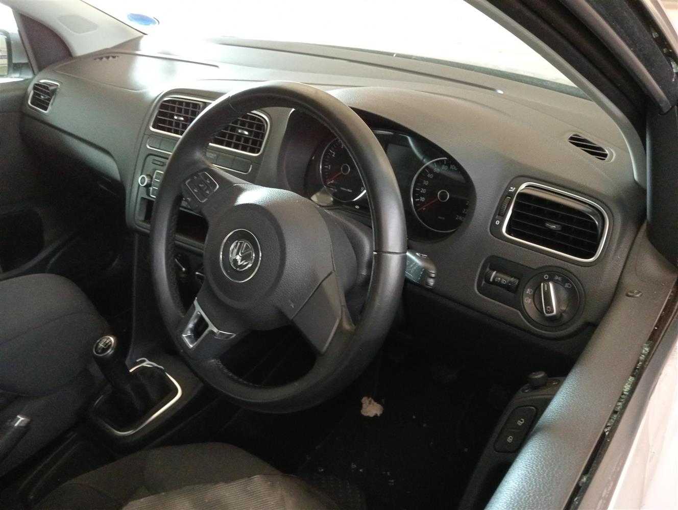 Auction Nation - VOLKSWAGEN POLO 1.4 COMFORTLINE 5DR (INTRO 2010-01)